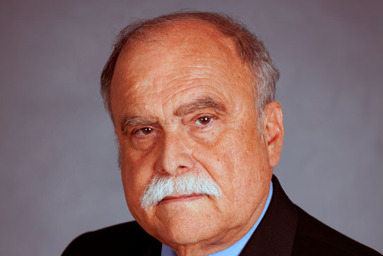 Dr. Tomás A. Salerno Re-elected Faculty Senate President - InventUM