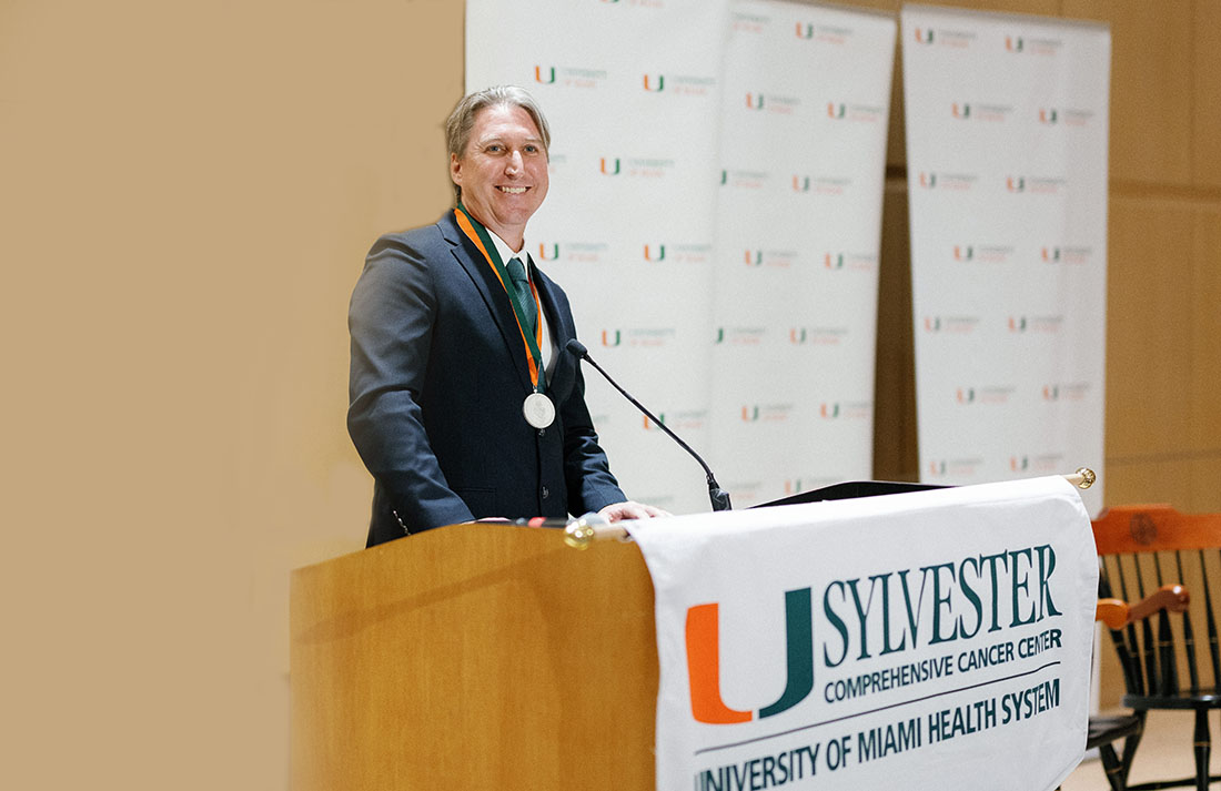 Dr. Daniel Isom Honored with The Pap Corps Champions for Cancer ...